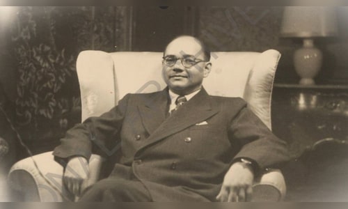 Netaji's niece Roma Ray dies at 95 - CNBC TV18