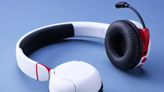 HyperX Cloud Mini Gaming Headset Review: Quiet comfort for kids - CNBC TV18