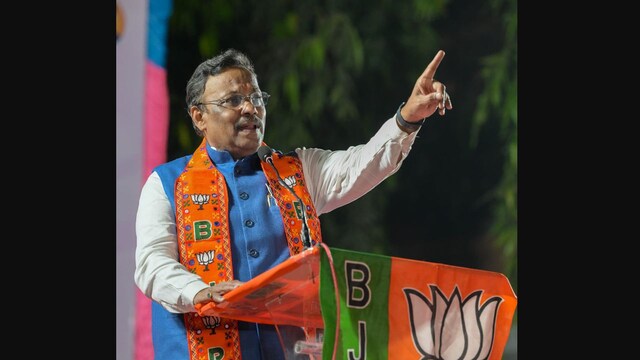 BJP’s Vinod Tawde sends ₹100-crore defamation notice to Rahul Gandhi ...