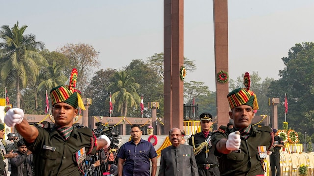 Vijay Diwas celebrations: India honours selfless dedication of war ...