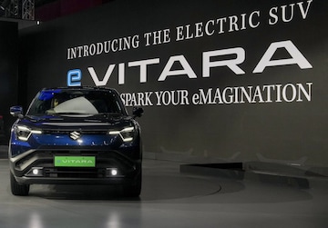 Bharat Mobility Expo 2025: Maruti e-Vitara unveiled as India’s 1st AWD electric SUV with 500km ...