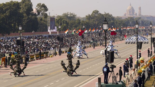Republic Day Parade: All-women CRPF march and Dare Devils’ stunts steal ...