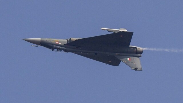 Indigenous Tejas fighter boosts HAL's order book to record ₹2.7 lakh ...