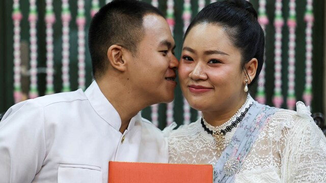 10 countries where couples are most happy with their love lives - CNBC TV18