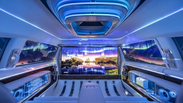 Mercedes-Benz debuts Vision V electric luxury van with 65-inch screen ...