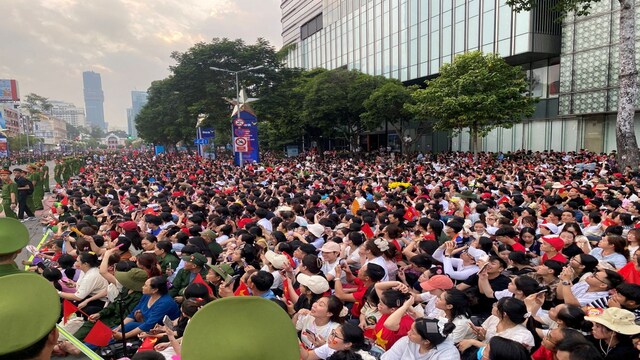 Vietnam celebrates 50 years since the fall of Saigon with festive ...