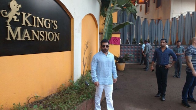 Meet the Bollywood couple who owns Vijay Mallya's Kingfisher Villa in ...