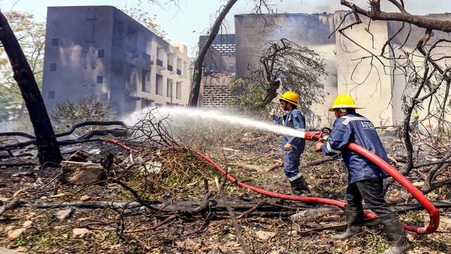 Air India AI-171 plane crash: What we know about the pilots and the ...