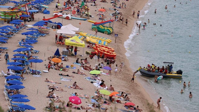 Overtourism in Spain: Locals unable to enjoy their own beaches, heading ...