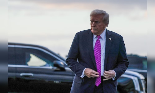 Donald Trump to hit Colombia with tariffs, calls Petro ‘drug leader ...