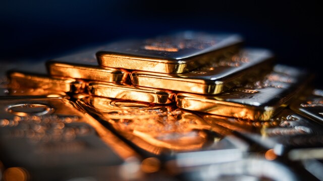 Gold heads toward a landmark finish in 2025; WGC sees 5–30% move ...