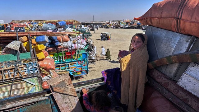 Afghanistan-Pakistan border clash: 58 soldiers killed, Muttaqi says ...