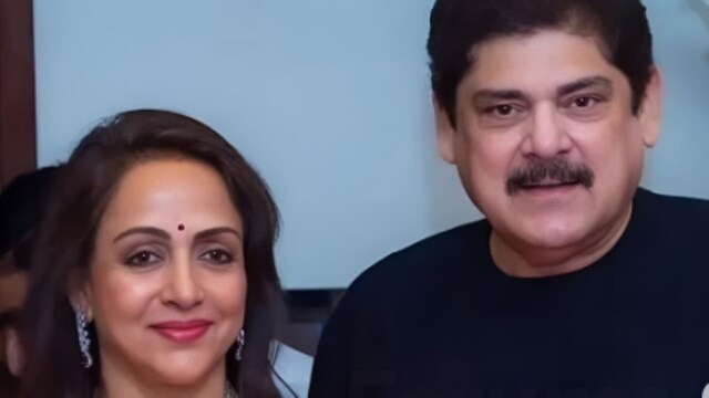 Emotional tributes pour in from Feroz Khan, Hema Malini and others as ...