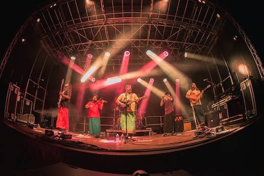 ‘Find me an AI that’s had a heartbreak’: Raghu Dixit on creativity ...