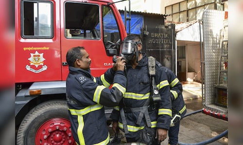 Fire breaks out at Naval Dockyard in South Mumbai; no injuries reported ...
