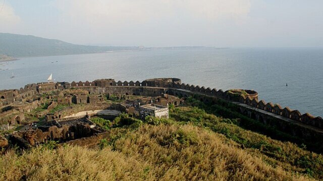 Five Indian forts that were never conquered in battle - CNBC TV18