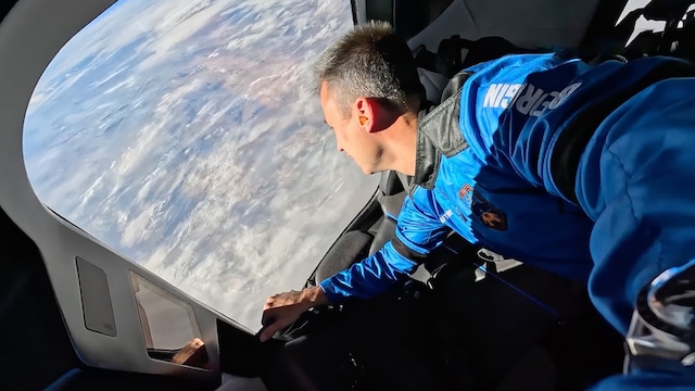 Blue Origin sends 6 passengers to space on first 2026 New Shepard ...