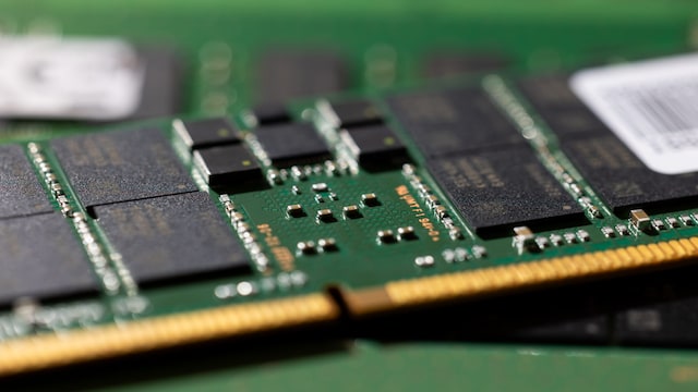 Samsung shares soar as company ships high-bandwidth memory chip samples ...