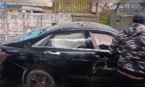 Speeding car mows down delivery boy in Delhi, accused arrested - CNBC TV18