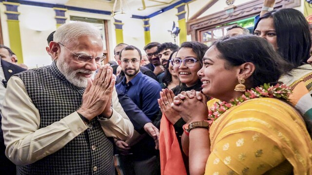 PM Modi in Israel: From warm hug with Netanyahu to standing ovation at ...