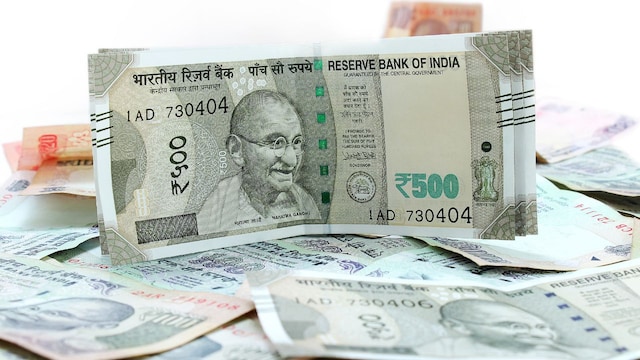 Rupee slips to all-time low of 95.80 against dollar amid oil, forex ...