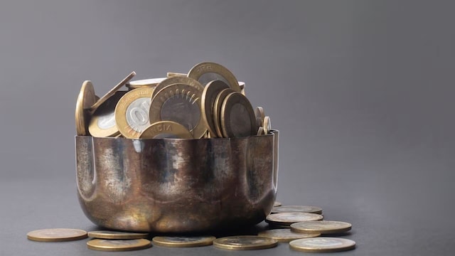 Govt keeps small savings rates unchanged for April–June quarter - CNBC TV18