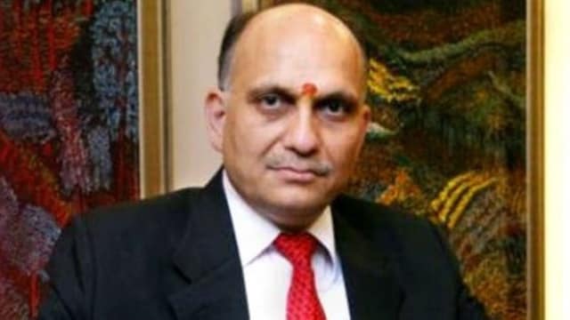 Who is Pawan Ruia, Kolkata industrialist arrested in multi-crore cyber ...