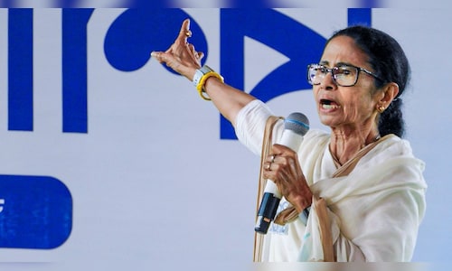 West Bengal Elections 2026: Mamata cautions TMC leaders, says new EC ...