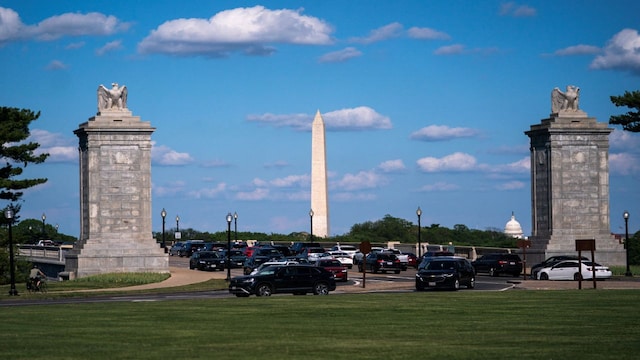 US Triumphal Arch: How Trump’s 250-ft monument compares with world ...