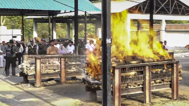 Twisha Sharma funeral: Last rites held in Bhopal after second AIIMS ...