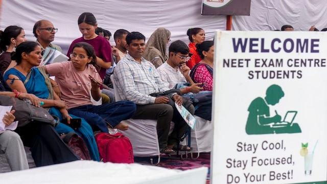 After paper leak row, NEET-UG re-test begins with CCTV and jammers ...