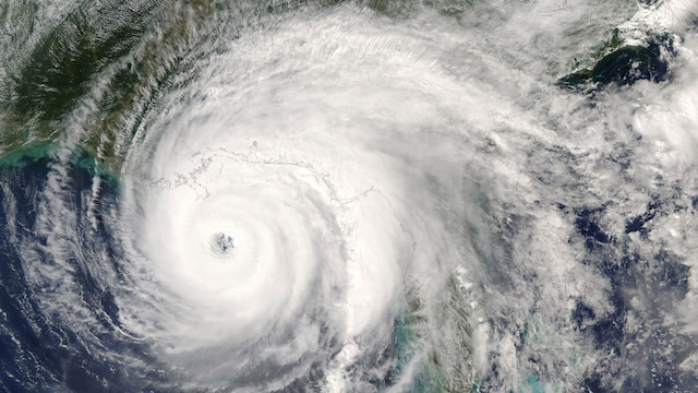 Typhoon Mekkhala threatens Philippines with flooding and landslide ...