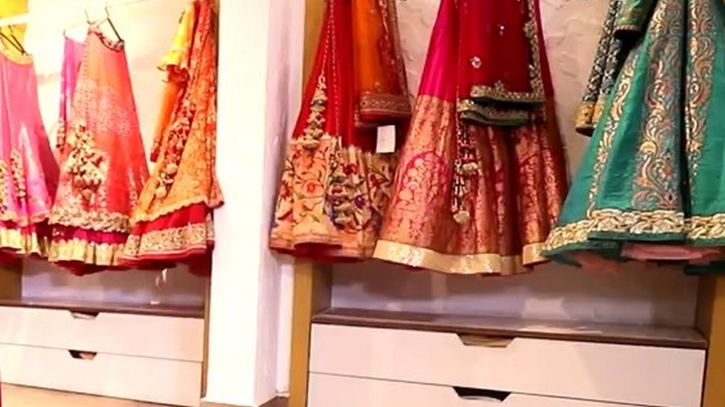 Take a look at four popular Indian saris