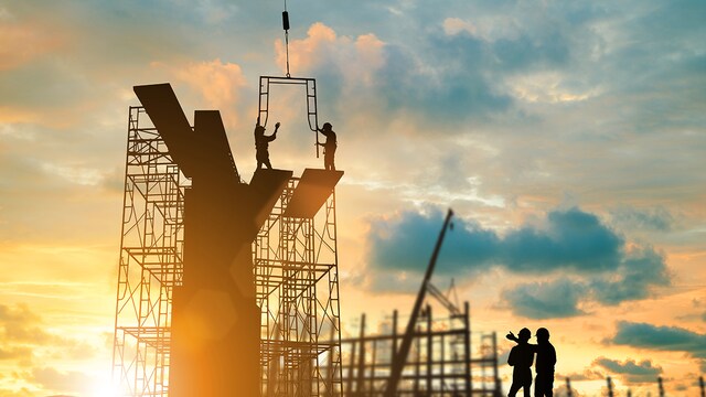 Grasim Industries appoints Hari Krishna Agarwal as MD - CNBC TV18