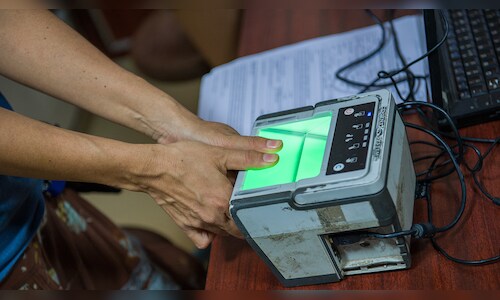 How to use Aadhar biometric locking system; a step-by-step guide - CNBC ...