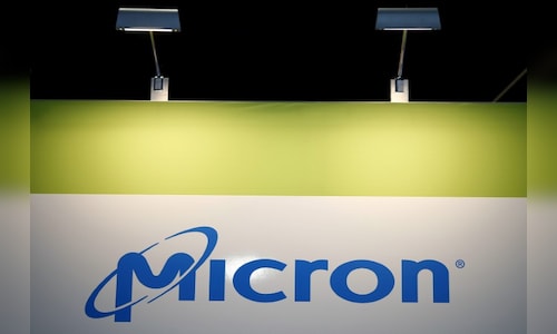 Micron revenue forecasts strong recovery, shares jump - CNBC TV18