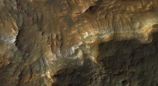 The never before seen images of Mars from Mars Reconnaissance Orbiter ...