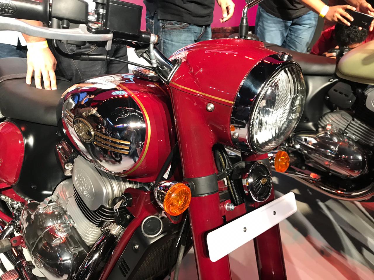 Here's a look at the all-new Jawa motorcycles - cnbctv18.com