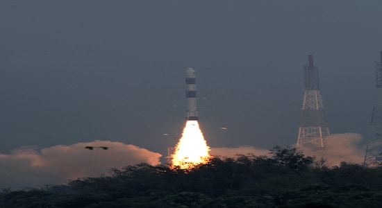 Isro Launches Pslv C43 With Countrys Hysis 30 Foreign Satellites