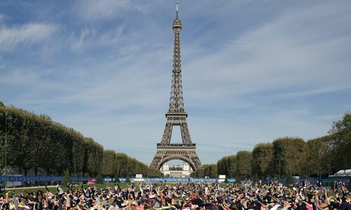 Eiffel Tower To Be Closed As Paris Braces For More Protests