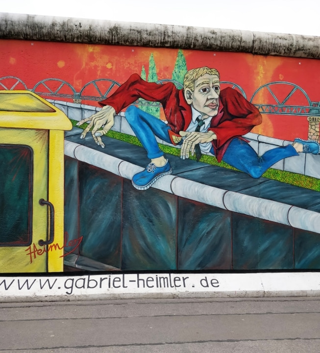 View the artwork of the world’s longest open-air gallery - cnbctv18.com