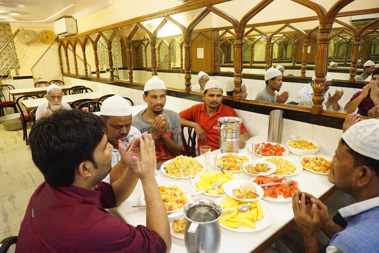 The spiritual quest: Ramadan festivities in Old Delhi - cnbctv18.com