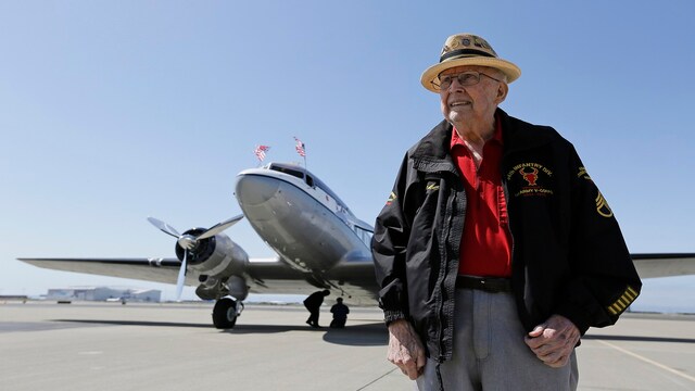 Faces of the men who fought at Normandy - CNBC TV18