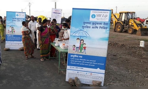 SBI Life Insurance to absorb Sahara India Life Insurance - CNBC TV18