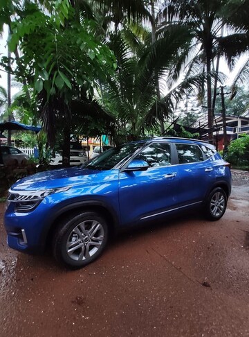 Kia Seltos first drive review: Stylish SUV brimming with tech - CNBC TV18