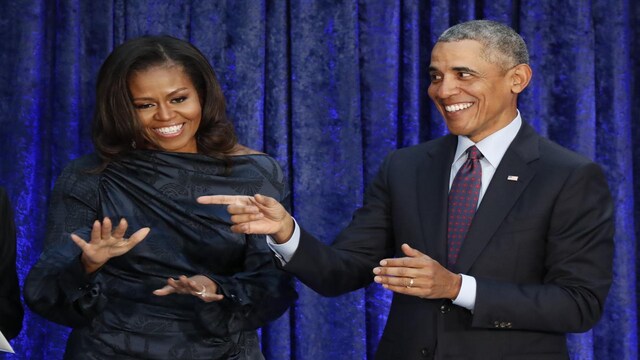Barack, Michelle Obama returns to White House for unveiling official ...