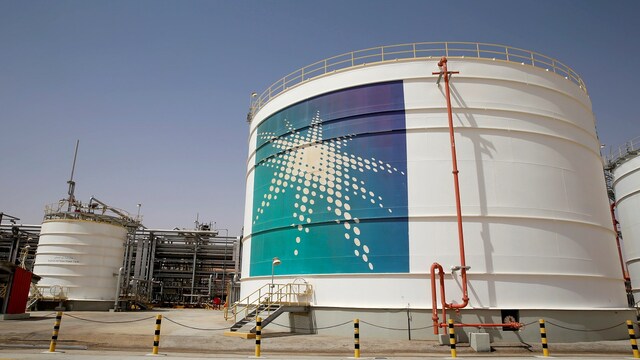 Saudi Arabia plans bumper Aramco IPO, relying on easy loans and rich ...