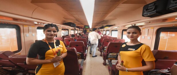 Railways To Roll Out Tejas Sleeper Coaches; 500 To Be Manufactured In ...