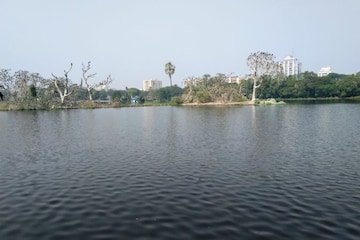 The Lady of Rabindra Sarovar lake - CNBC TV18