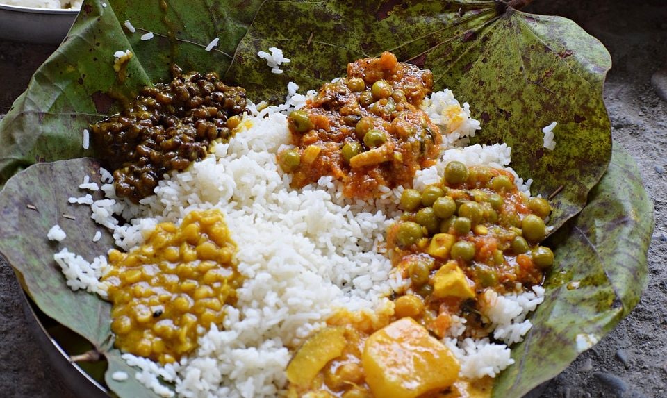 Not Khansamas or Bawarchis, Bengali vegetarian cuisine has evolved from ...